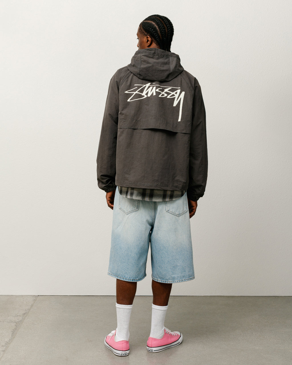 Beach Shell Wave Dye in black – Stüssy